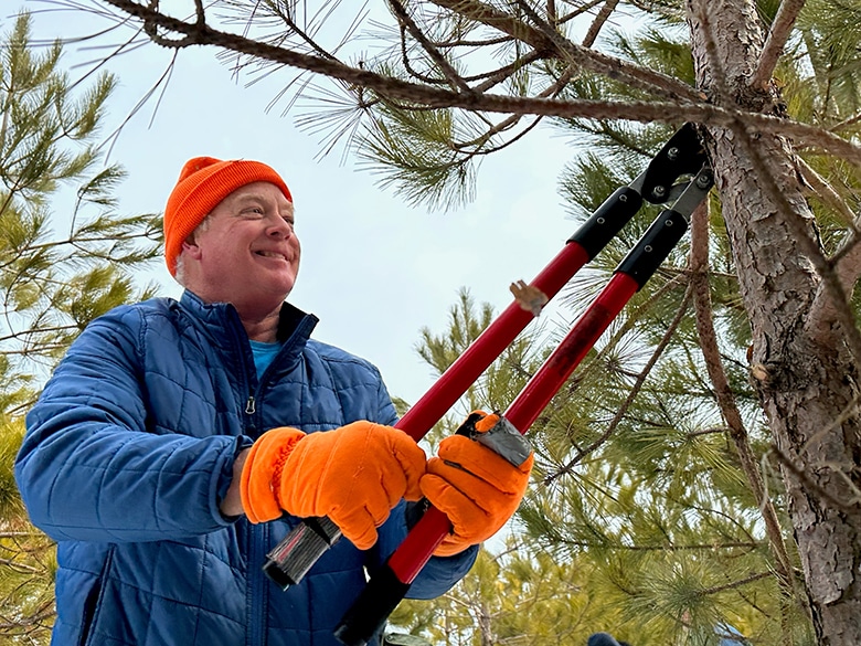 Digging deeper into new activities - Door County Land Trust Digging deeper into new activities - Door County Land Trust